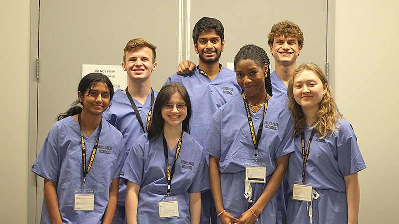 Mini Med School brings health care experience to Missouri high school students - University of ...